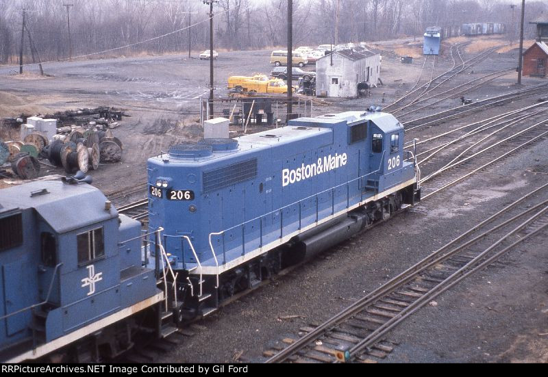 206(GP38-2)